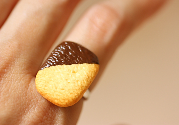 Food Jewelry - Danish Cookie Ring - Chocolate Or Sugar on Luulla